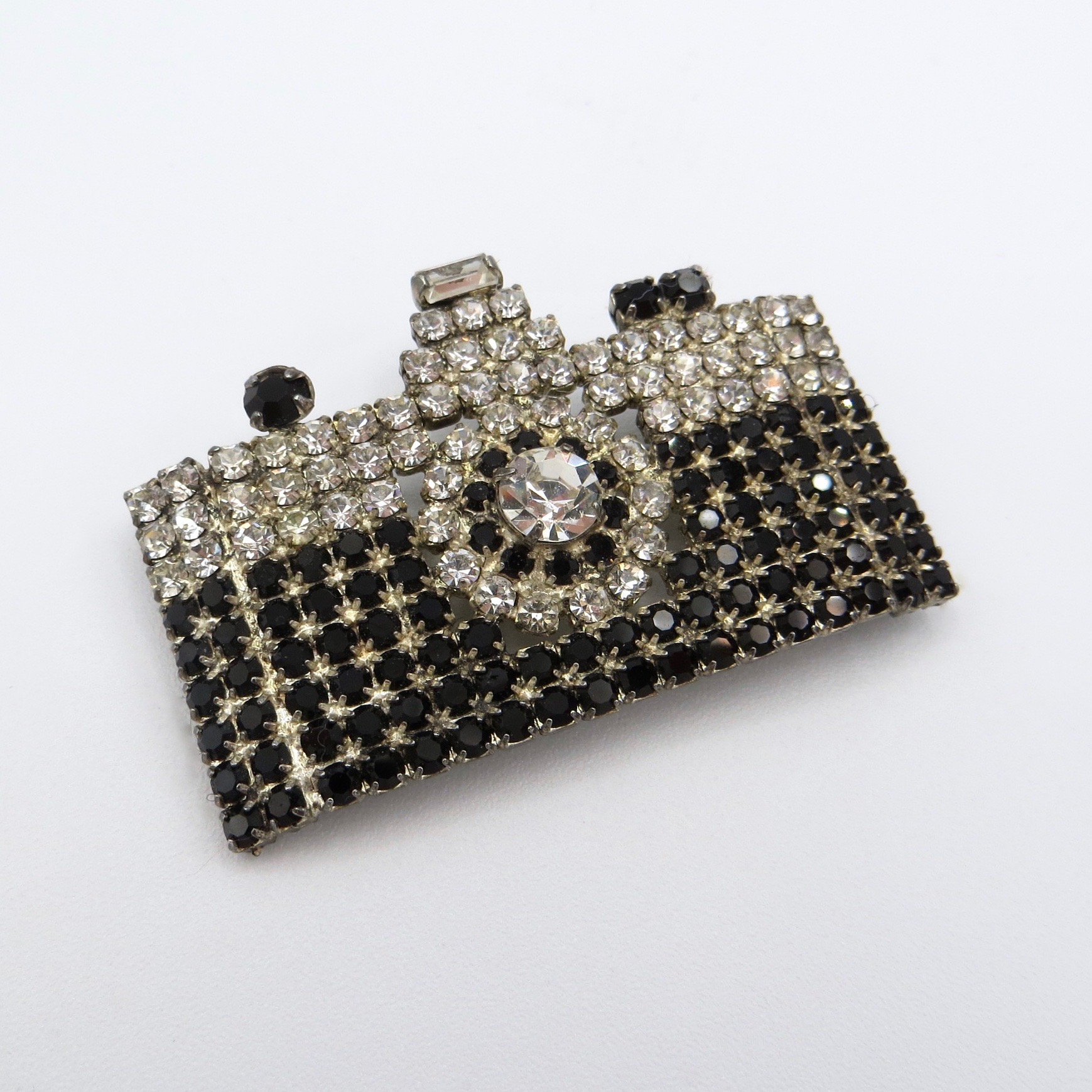 Brooches – Antiques On Queen